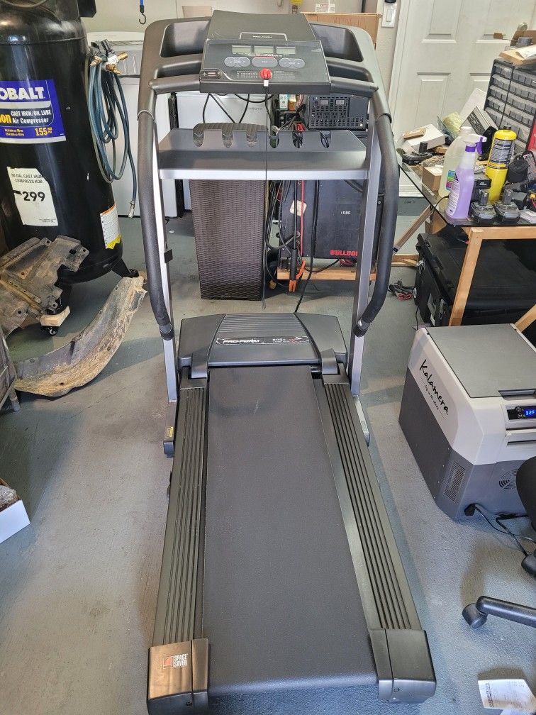 Pro-Form 505s Cross Trainer Folding Treadmill for Sale in Lewisville ...