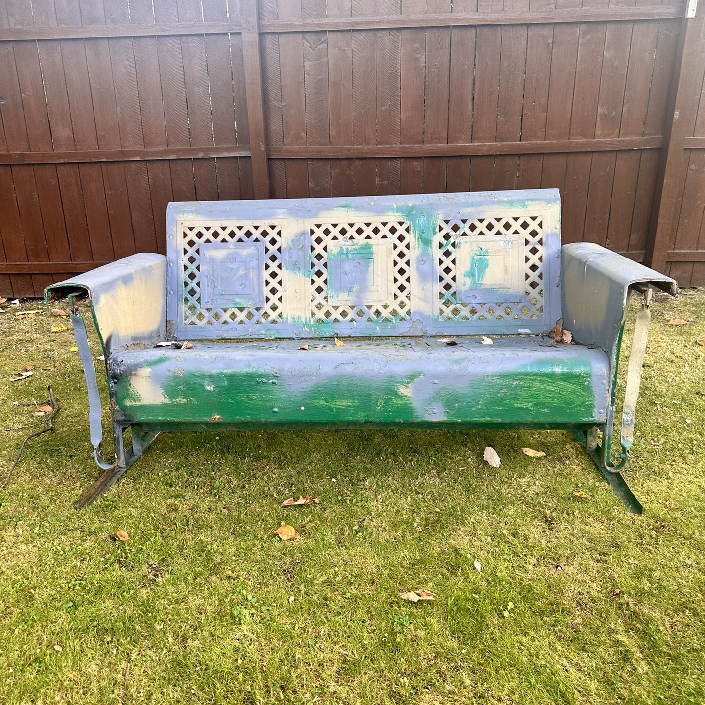 Antique 1930s 1940 s Steel Porch Glider for Sale in Youngstown OH OfferUp