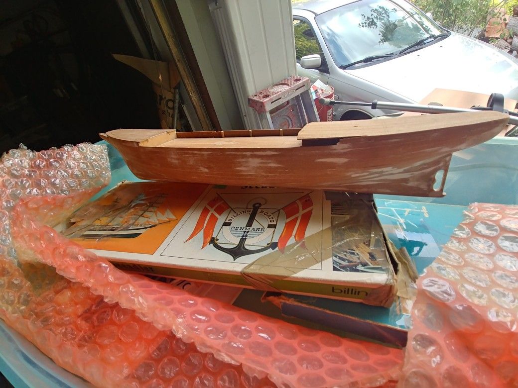 Billing Boats No 470 Seeadler WarShip Wood Model & No 471 Fittings Kit ...