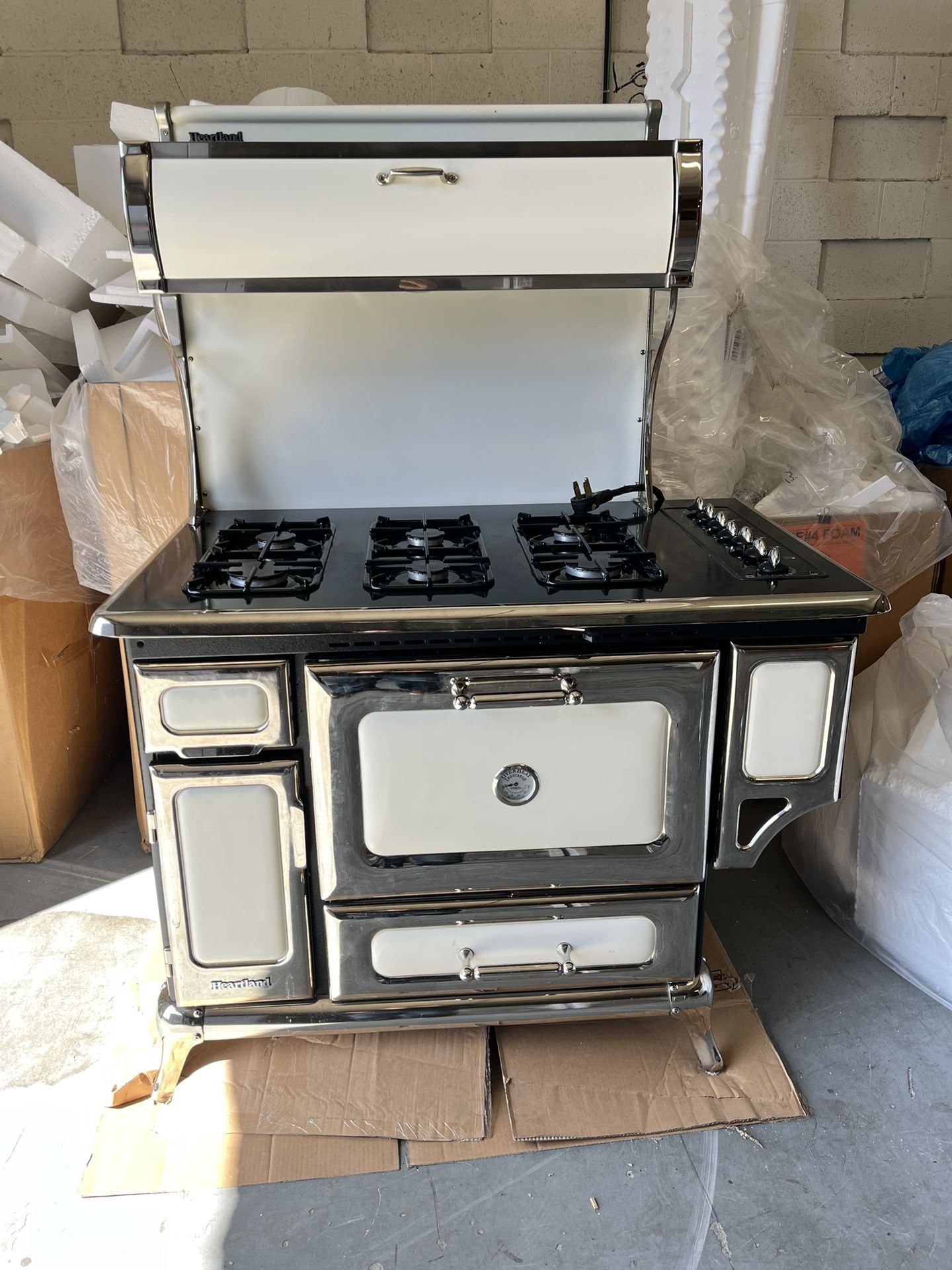 Heartland Classic Series Dual Fuel Range Oven Stove 5210 for Sale in ...