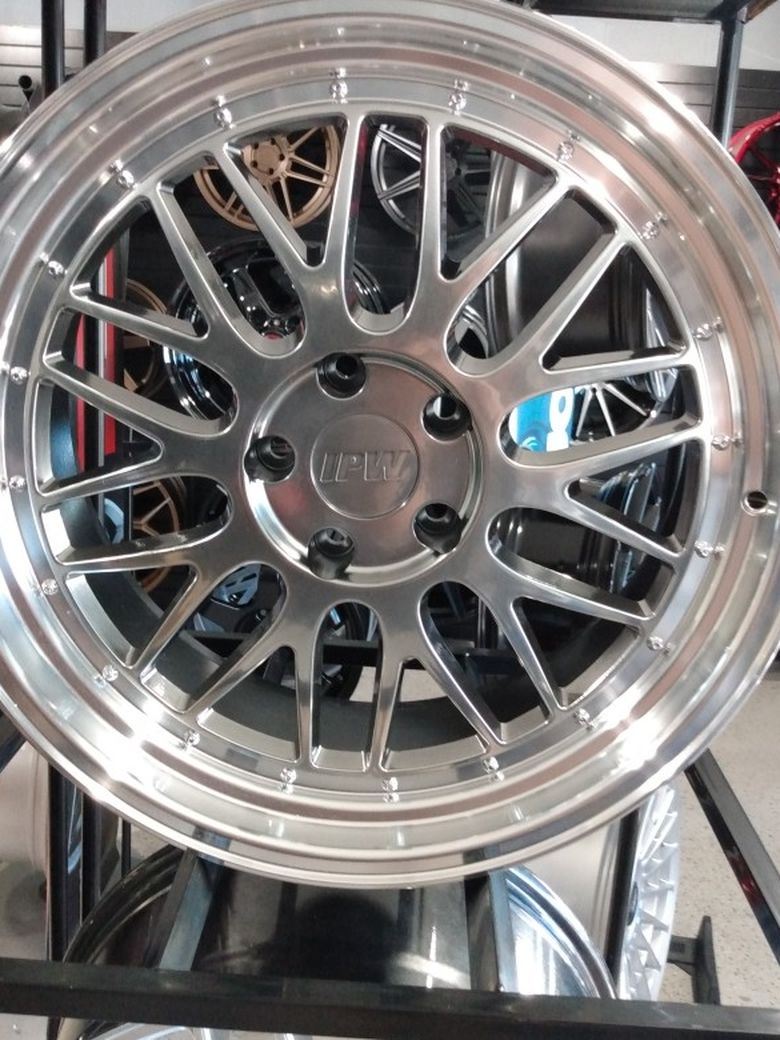 IPW Custom Wheels Model W882 Hyper Black 19"Staggered for Sale in Tempe ...