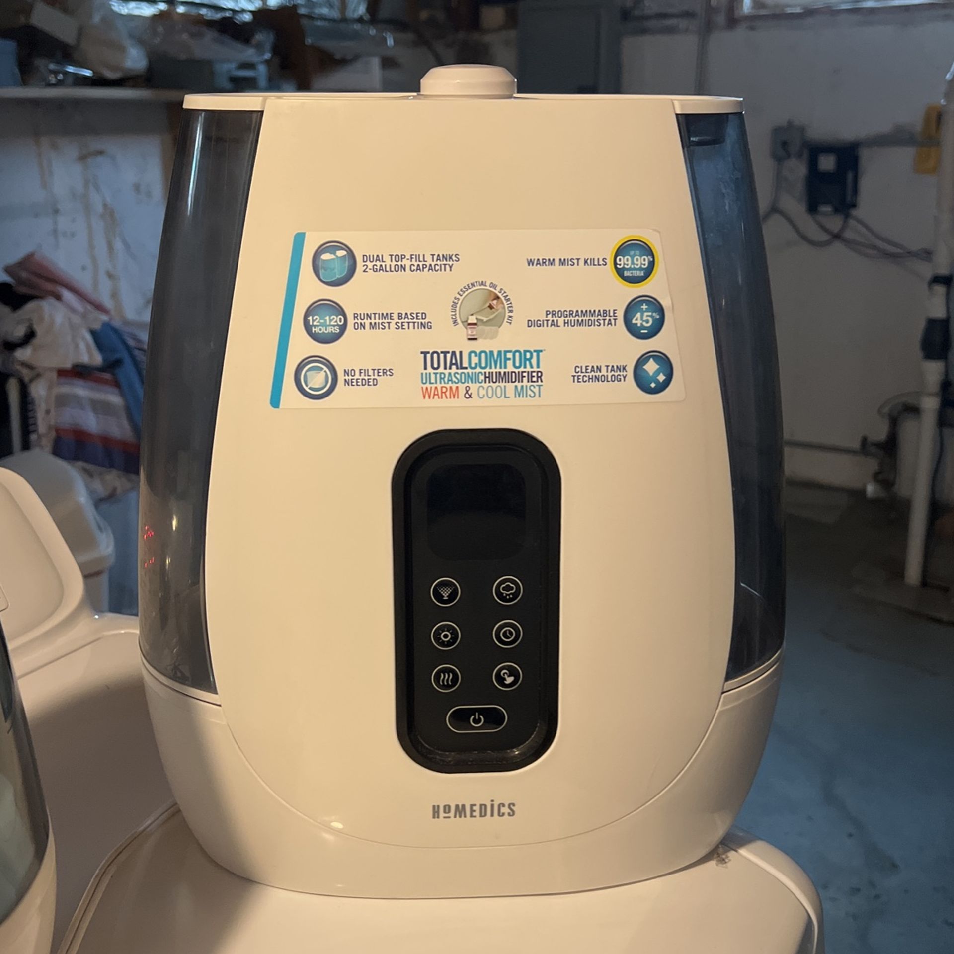 Humidifier 2gallons for Sale in Elgin, IL - OfferUp