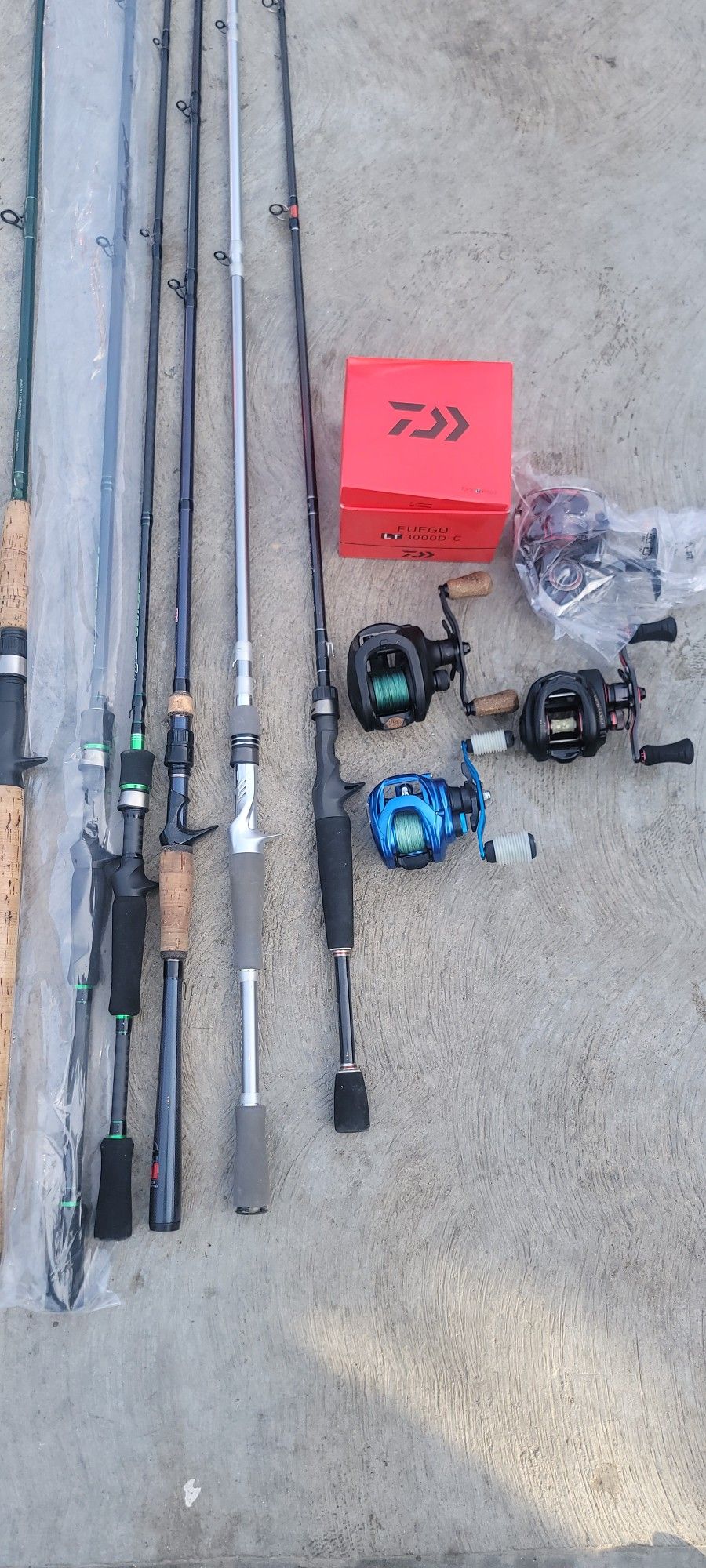 Bass Rods & Reels Prices Listed for Sale in San Diego, CA - OfferUp