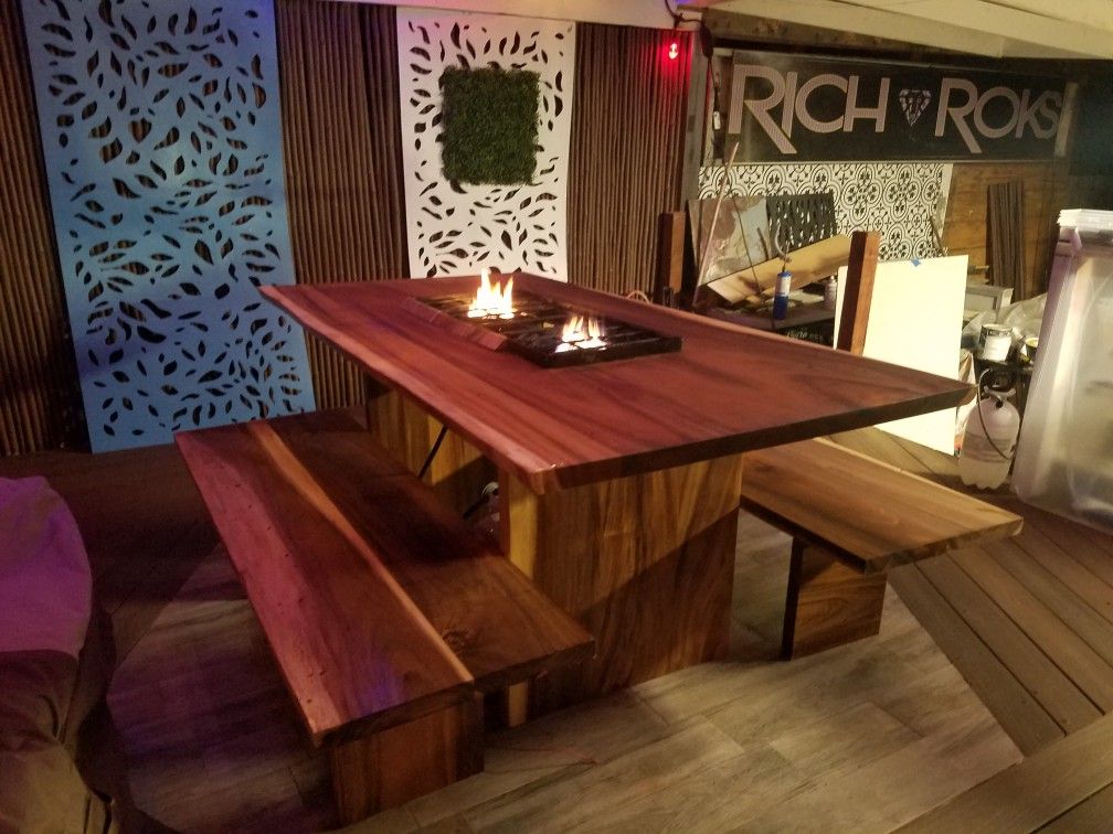 Live Edge Fire Pit Outdoor Dining table Only 2 Left for Sale in San ...