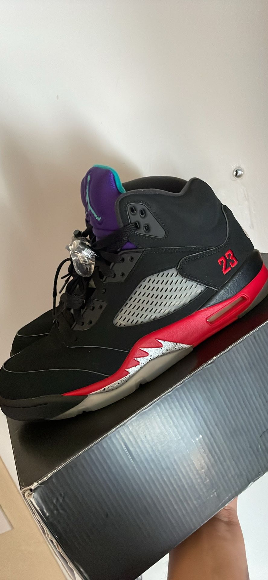 Jordan 5 Size 10 for Sale in Aurora, CO - OfferUp