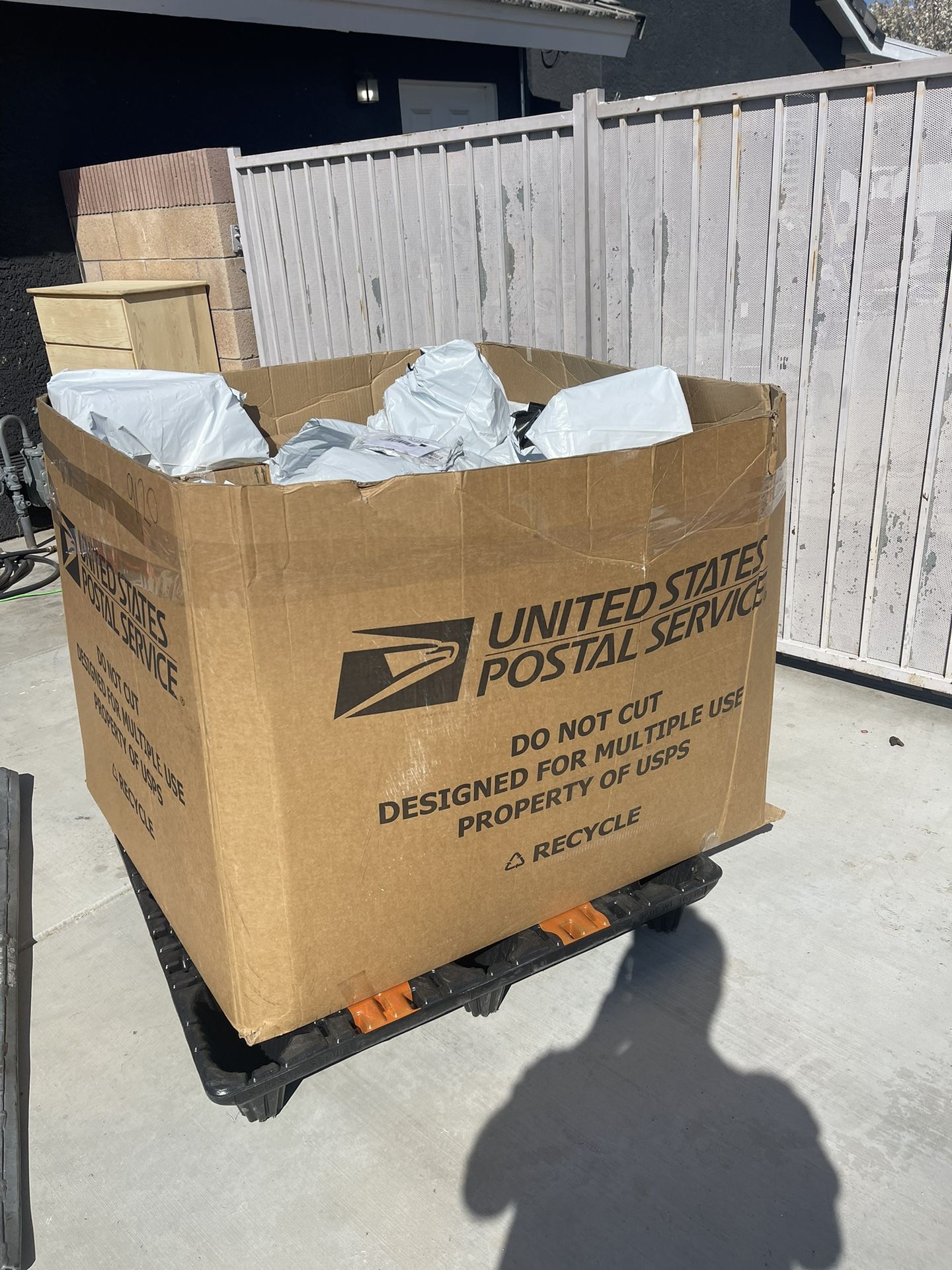 USPS Mystery Pallet 4u for Sale in Apple Valley, CA - OfferUp