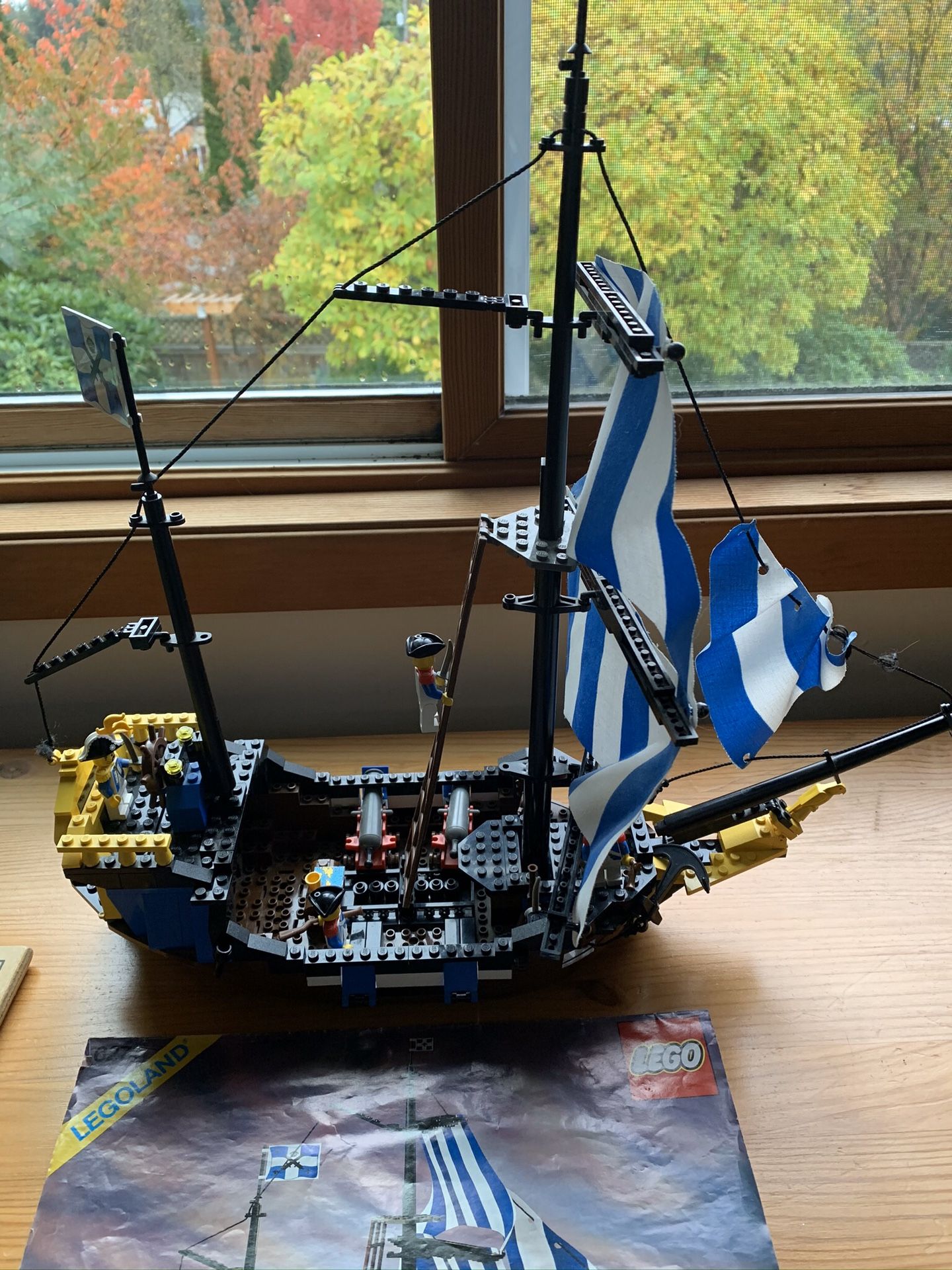 LEGO 6274 Caribbean Clipper for Sale in Seattle, WA - OfferUp