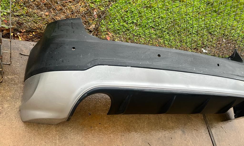 2011 2014 Ford Edge Rear Bumper Oem Used Good CONDITION for Sale in ...