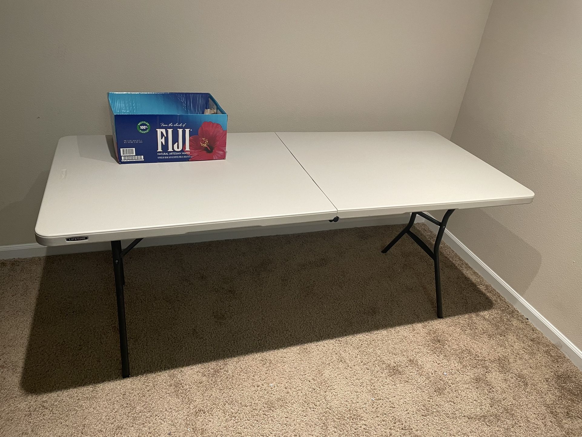 Folding table 6 Foot Length for Sale in Peoria, AZ - OfferUp