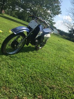Yamaha 100cc Dirt Bike
