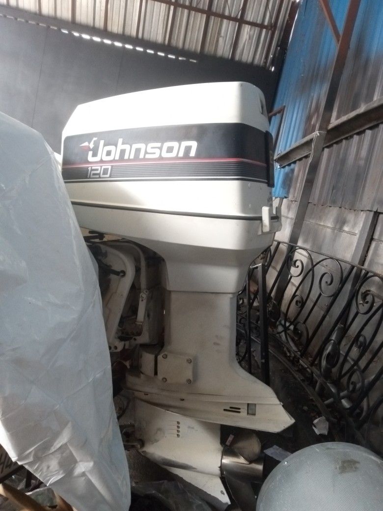 Johnson 120 Vro Boat Motor for Sale in Los Angeles, CA - OfferUp