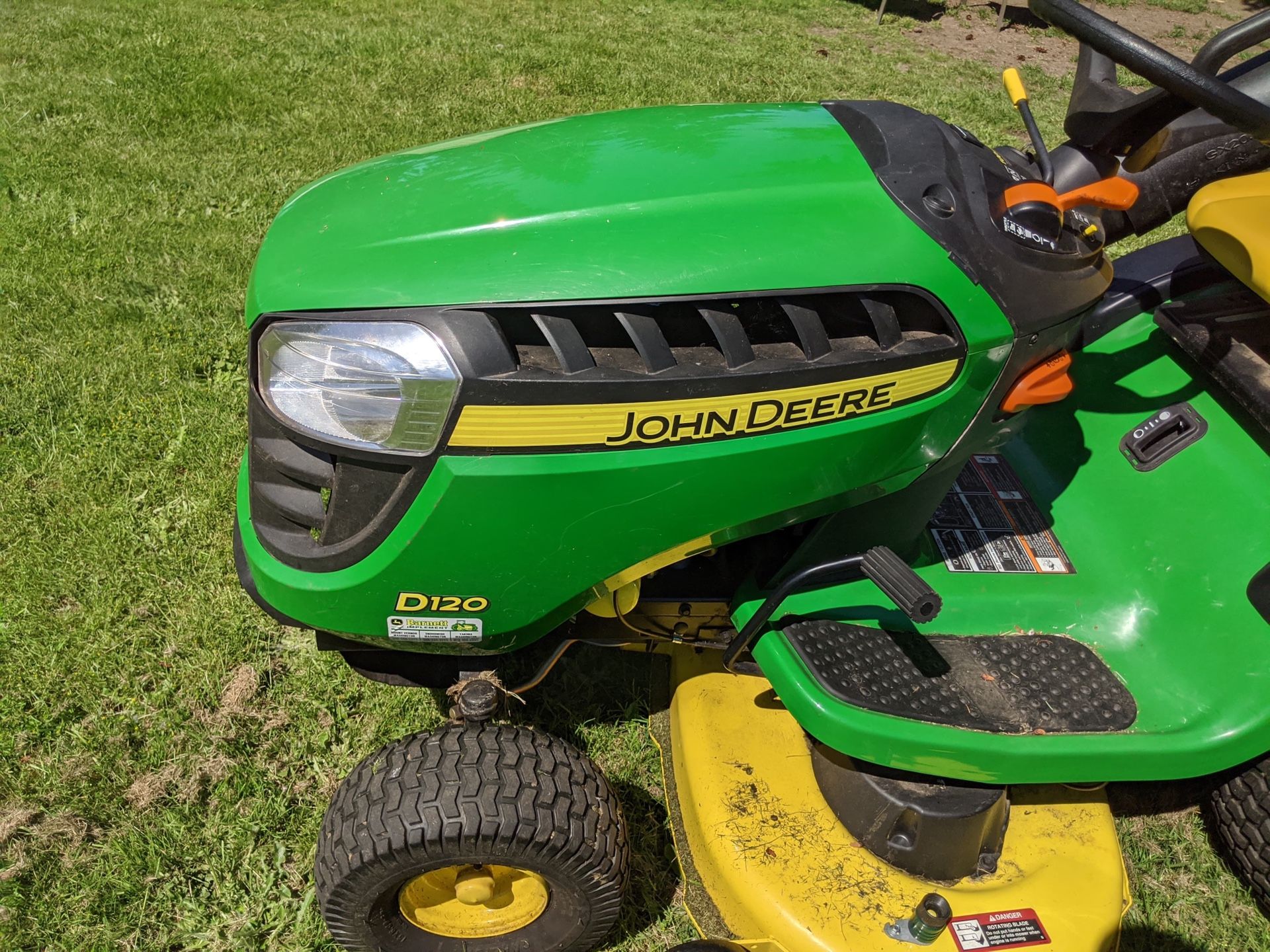 John deer D120 mower for Sale in Marysville, WA - OfferUp