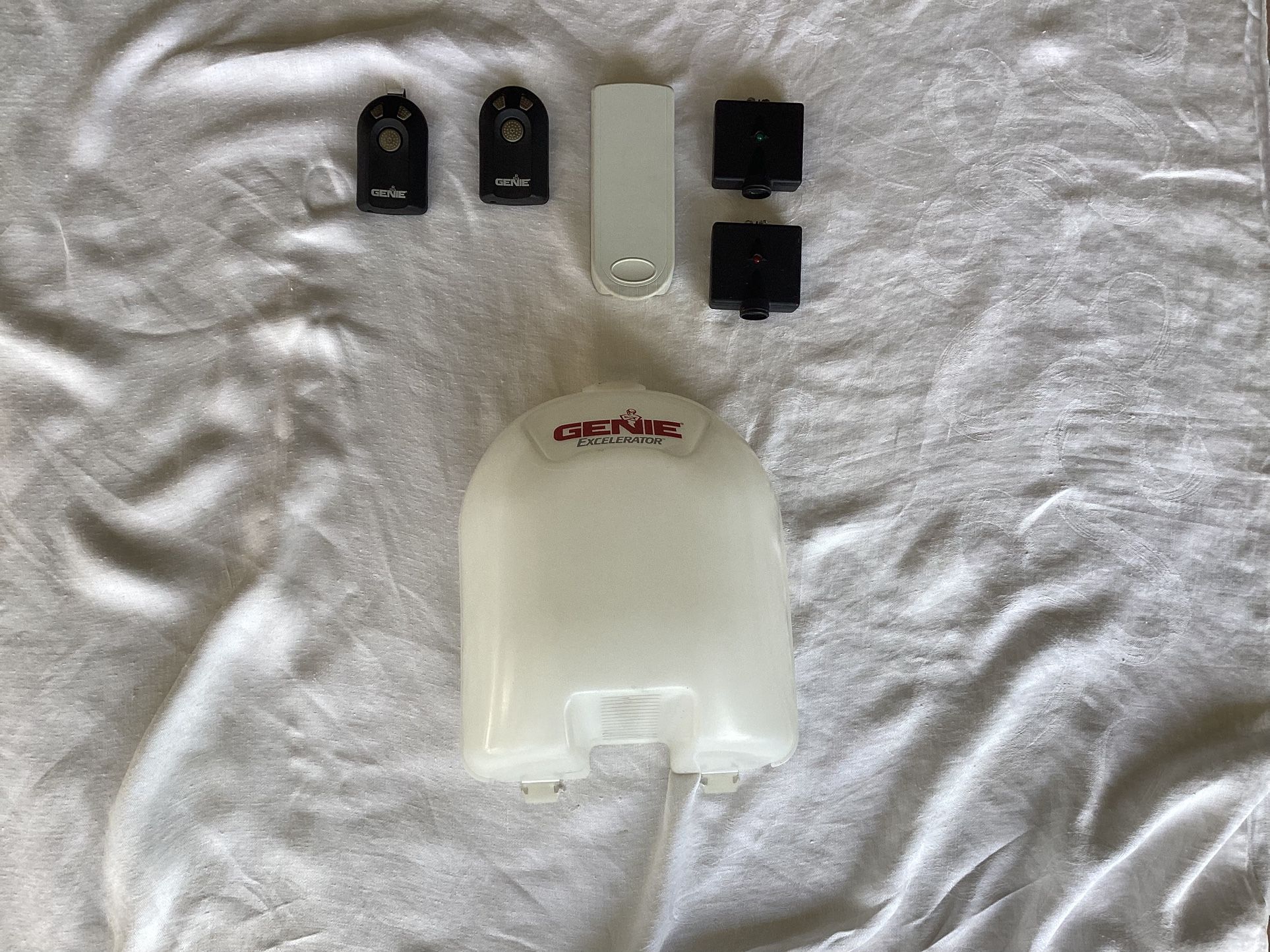 Genie Garage Door Opener Parts for Sale in Chandler, AZ - OfferUp