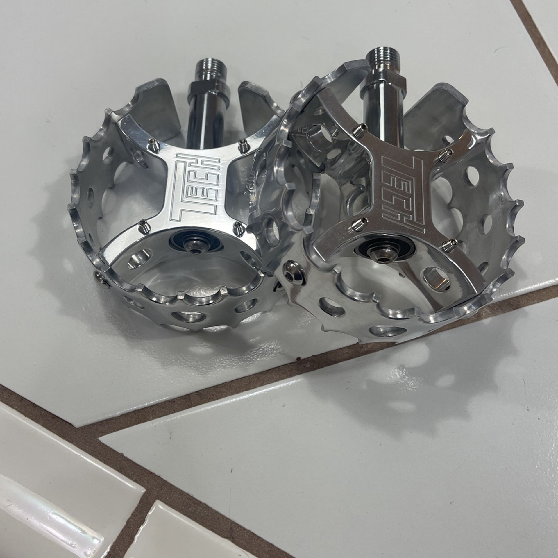 Bassett Technique Pedals New Never Used for Sale in Pahrump, NV - OfferUp