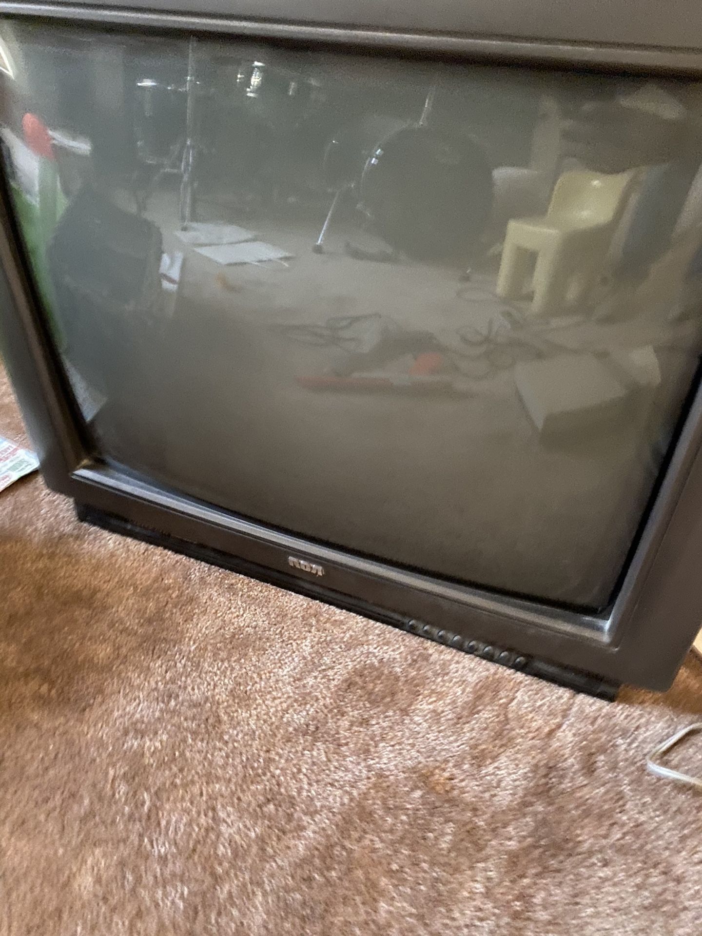 RCA 32 inch color tv for Sale in Vacaville, CA - OfferUp