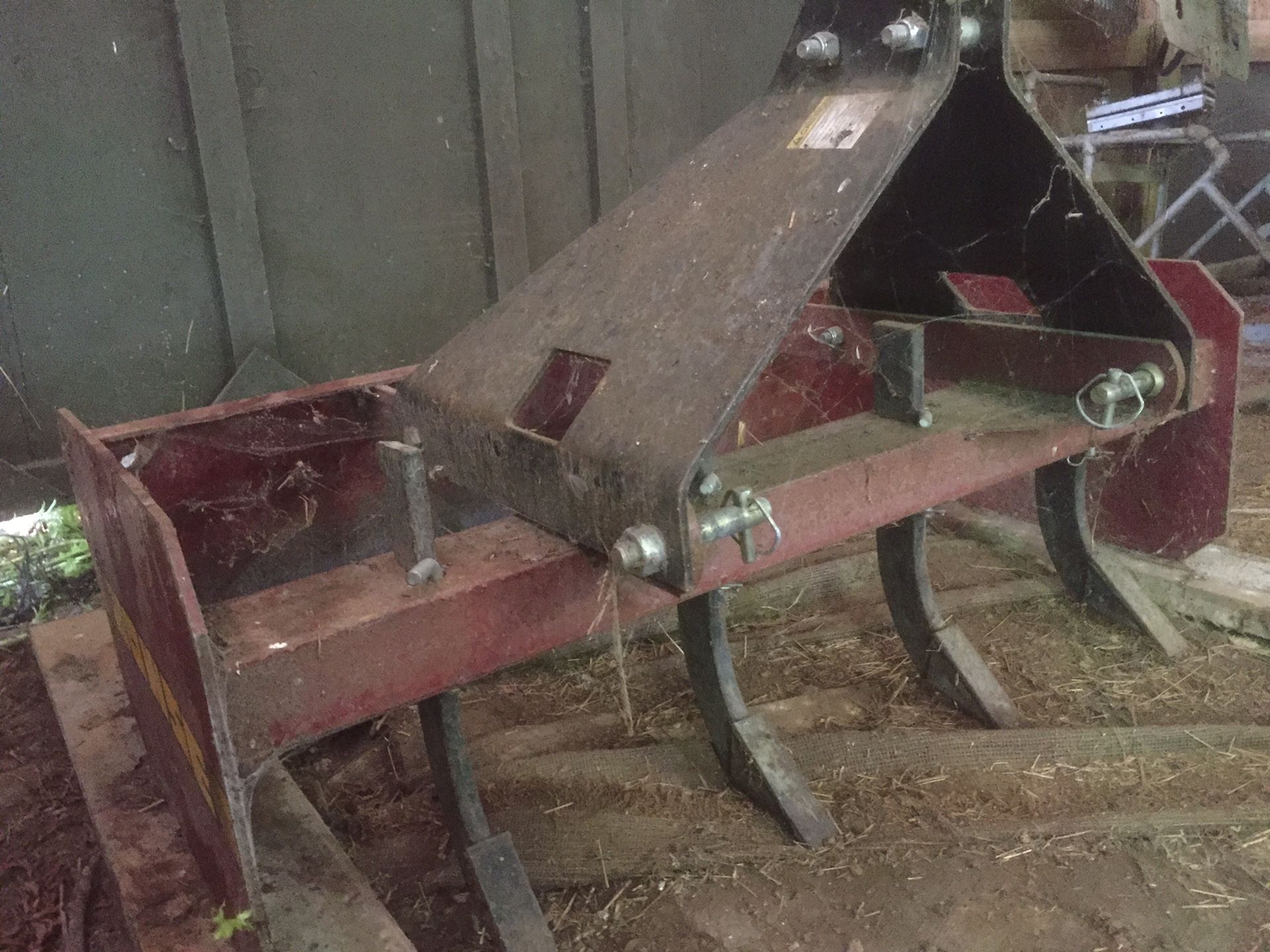 HOWSE BB48 Howse 4 ft. box blade, 3 pt, rippers, good shape, 48” for ...