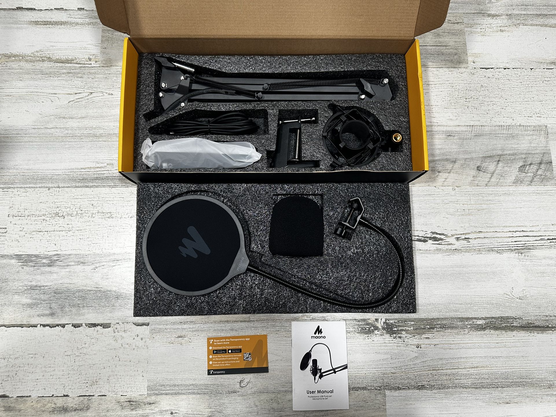 Maono Podcasting Microphone Kit - (AU-A04) Professional Audio USB Hi ...