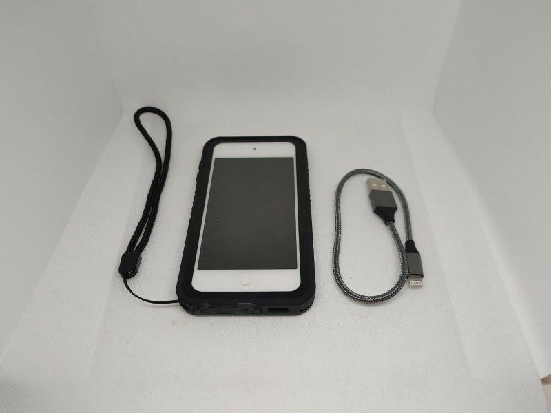 Ipod Touch 5th Generation Charger Case