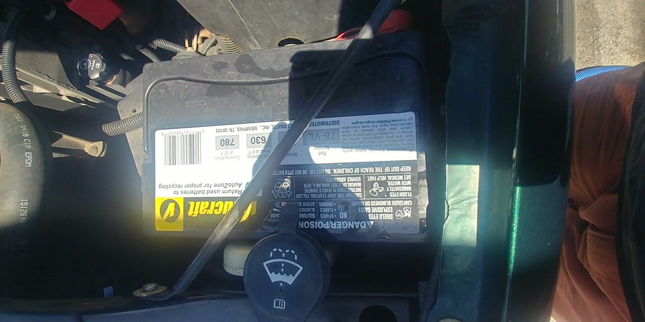 2004 GMC Sierra for Sale in Los Angeles, CA - OfferUp