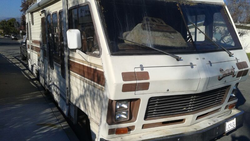 1985 gmc 454 Suncrest RV(running) for Sale in Pomona, CA - OfferUp