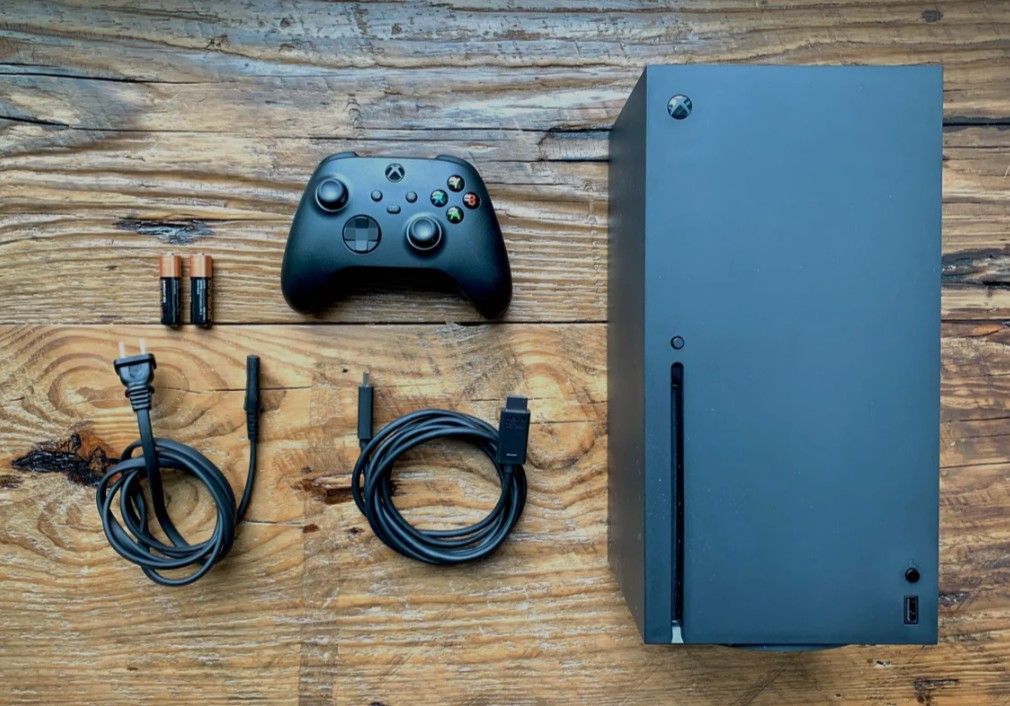 Xbox Series X Includes One Controller for Sale in Houston, TX - OfferUp
