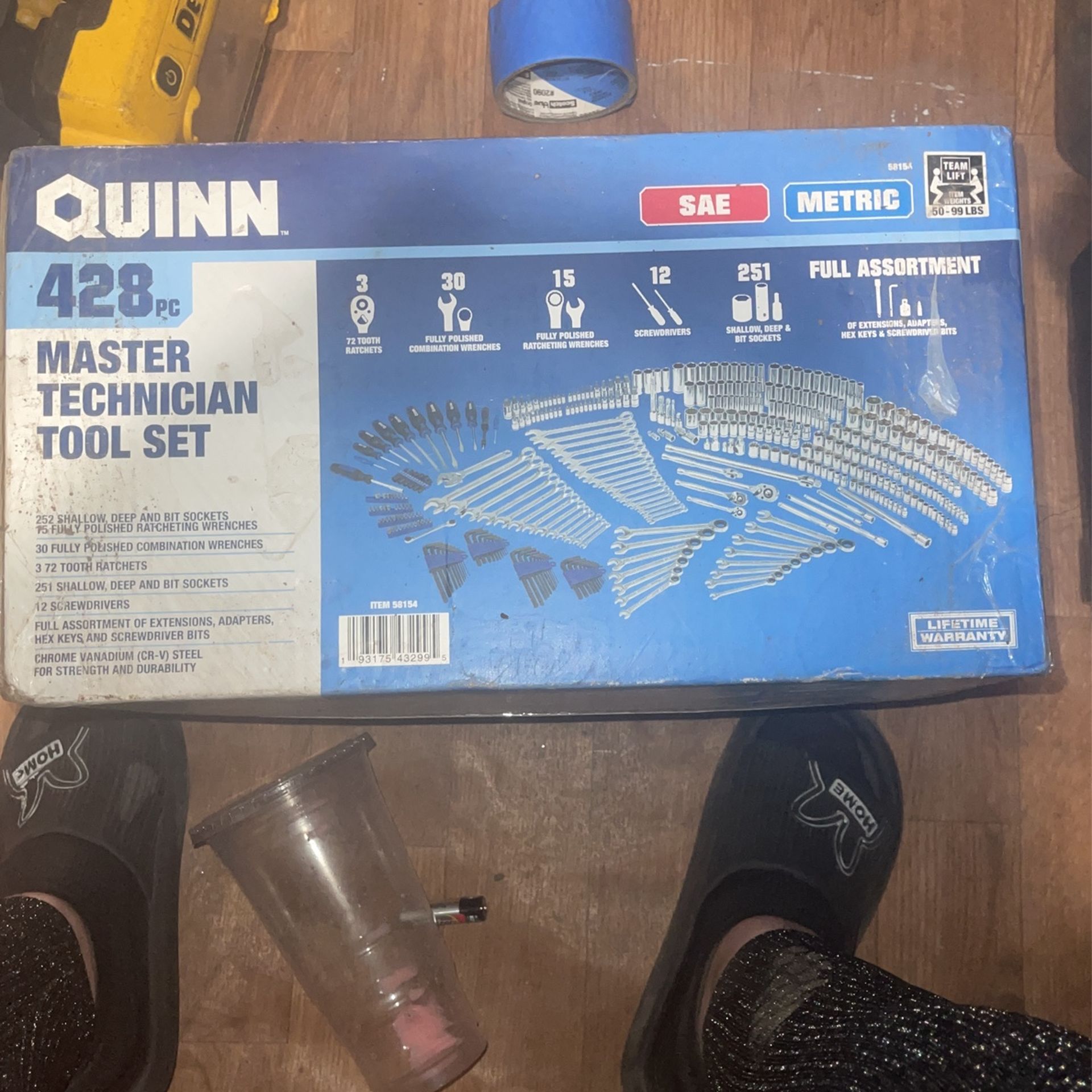 Quinn Máster Technician Tool Set 428 Pc. for Sale in Phoenix, AZ - OfferUp