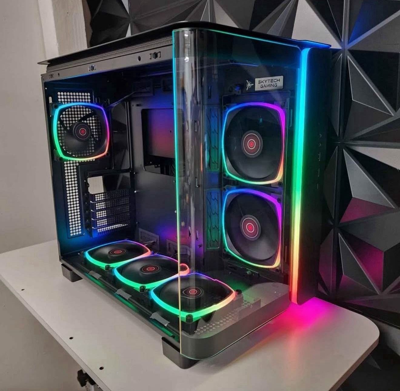 Montech King95 Rgb Gaming Pc Case for Sale in Chula Vista, CA - OfferUp
