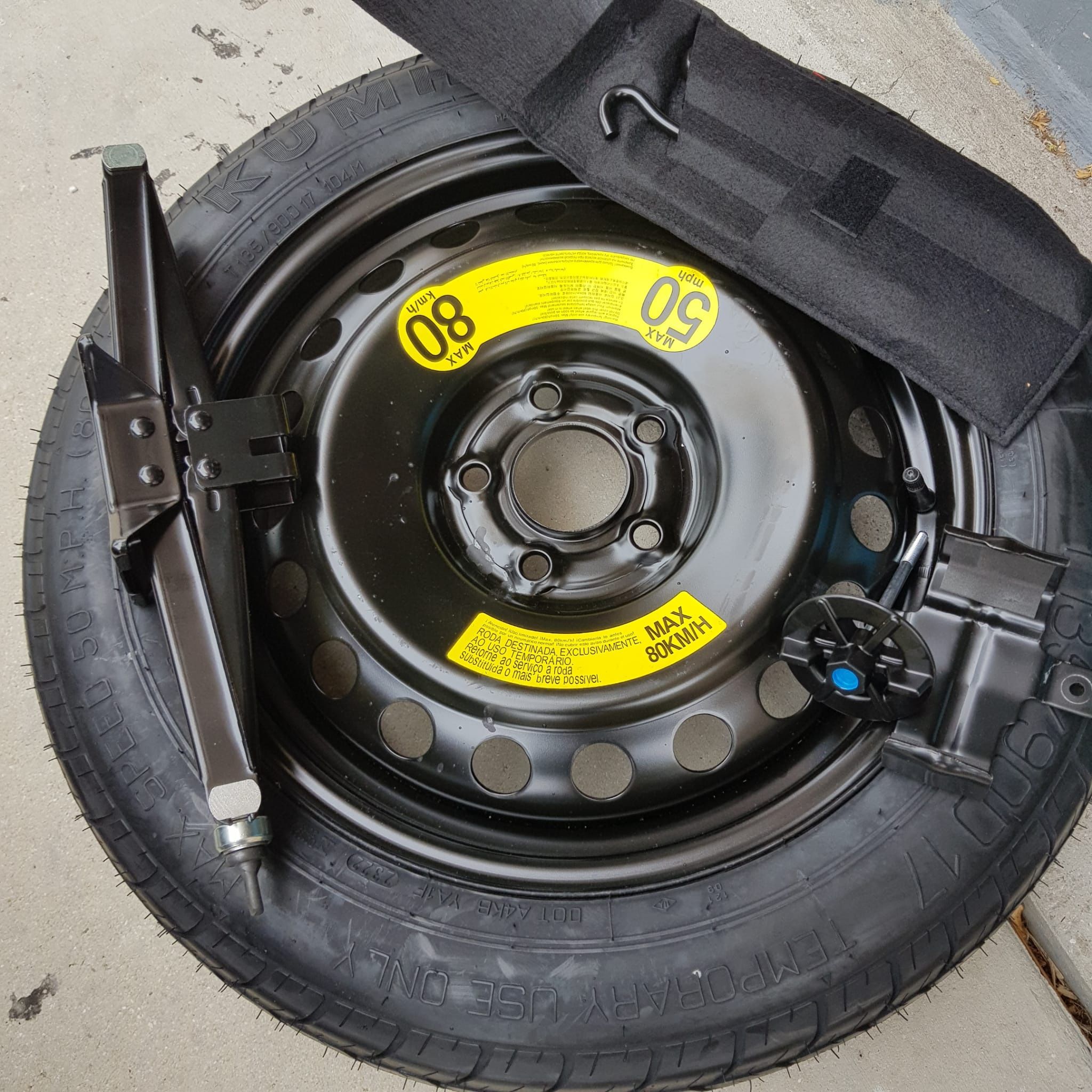 2022 Elantra Spare Tire Kit