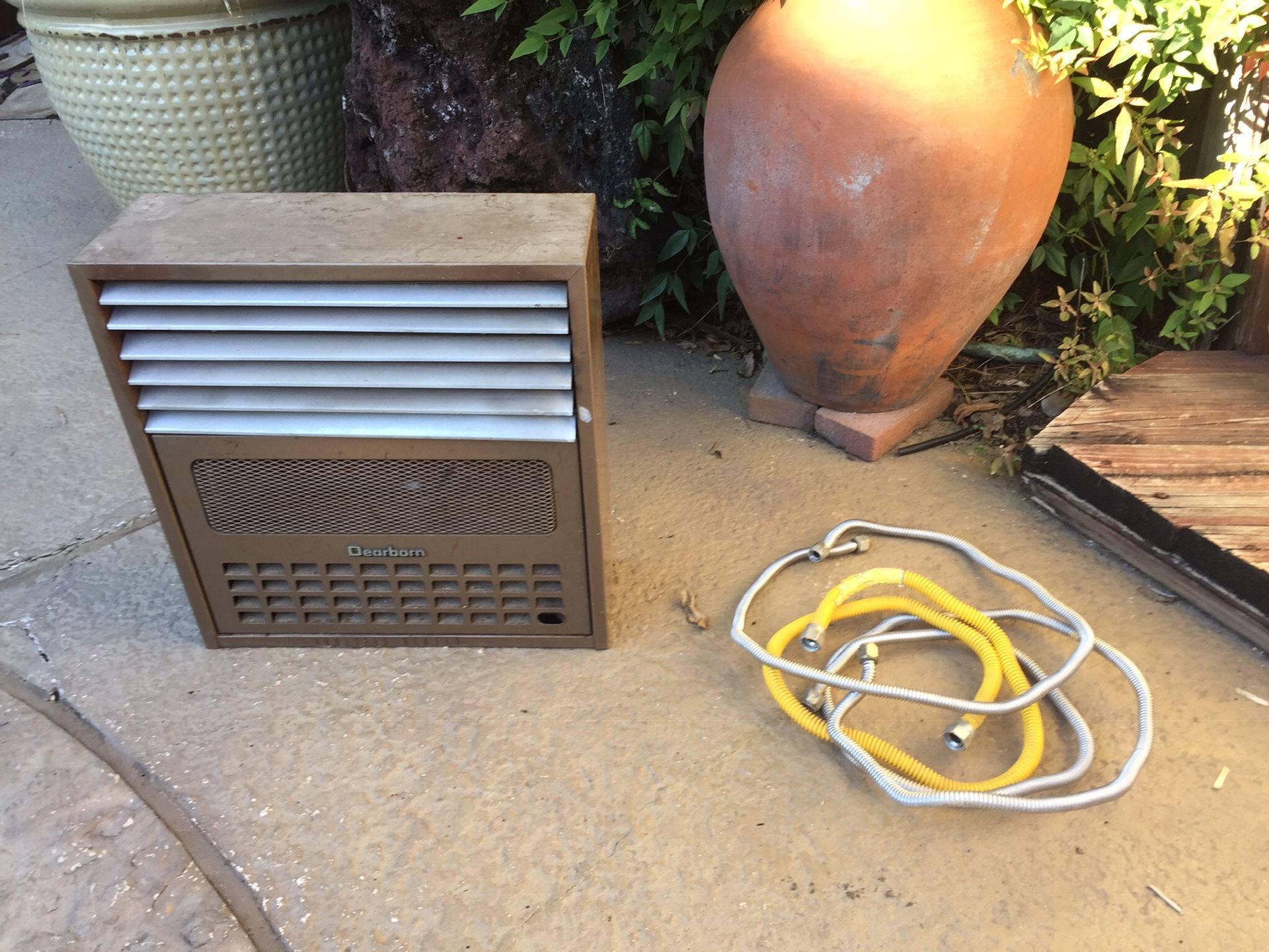 How To Tell If A Dearborn Heater Is Propane Or Natural Gas at Luca ...