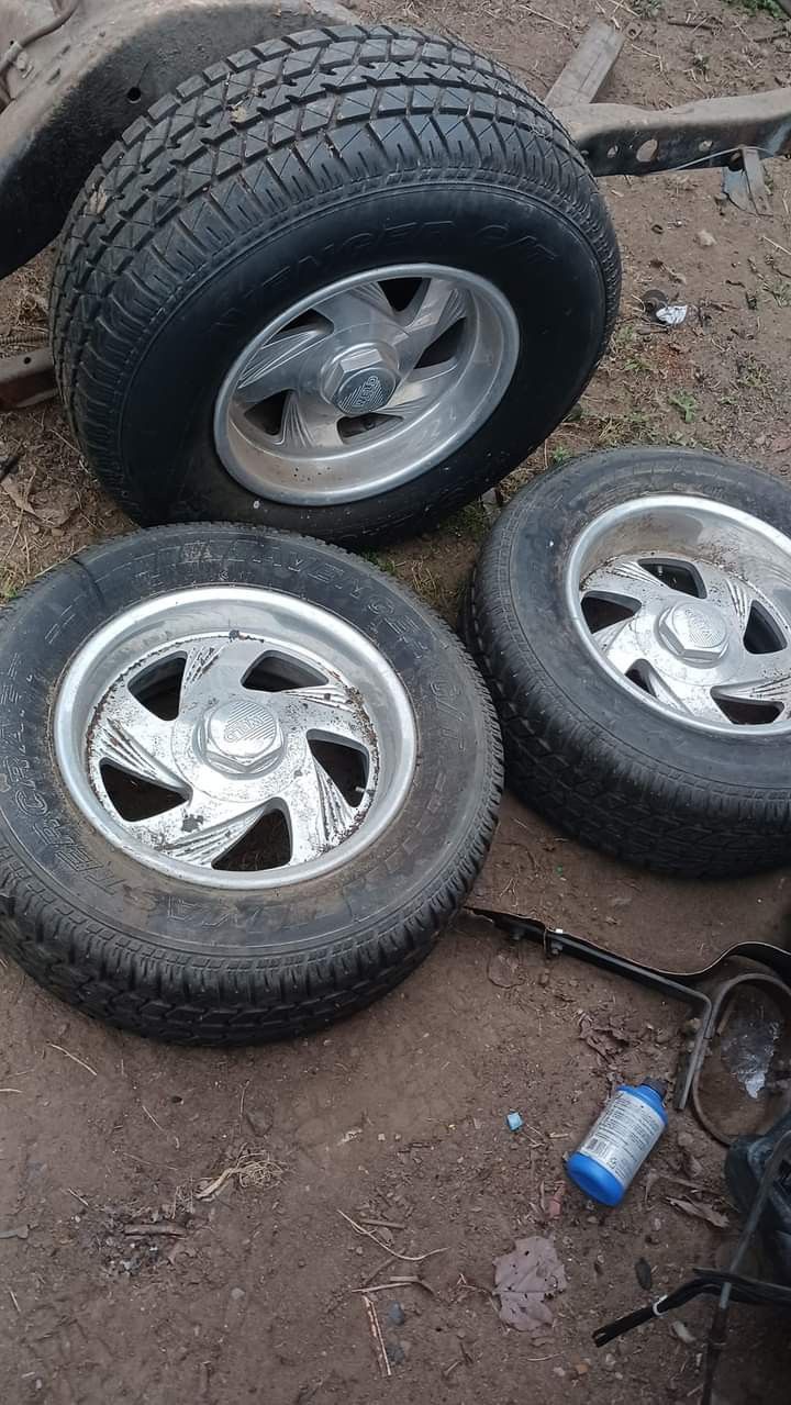 Set Of 4 Weld Racing Wheels With Tires 15 Inch Universal Bolt Pattern ...