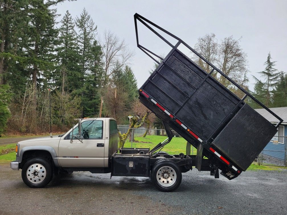 2000 GMC 3500HD for Sale in Seattle, WA - OfferUp