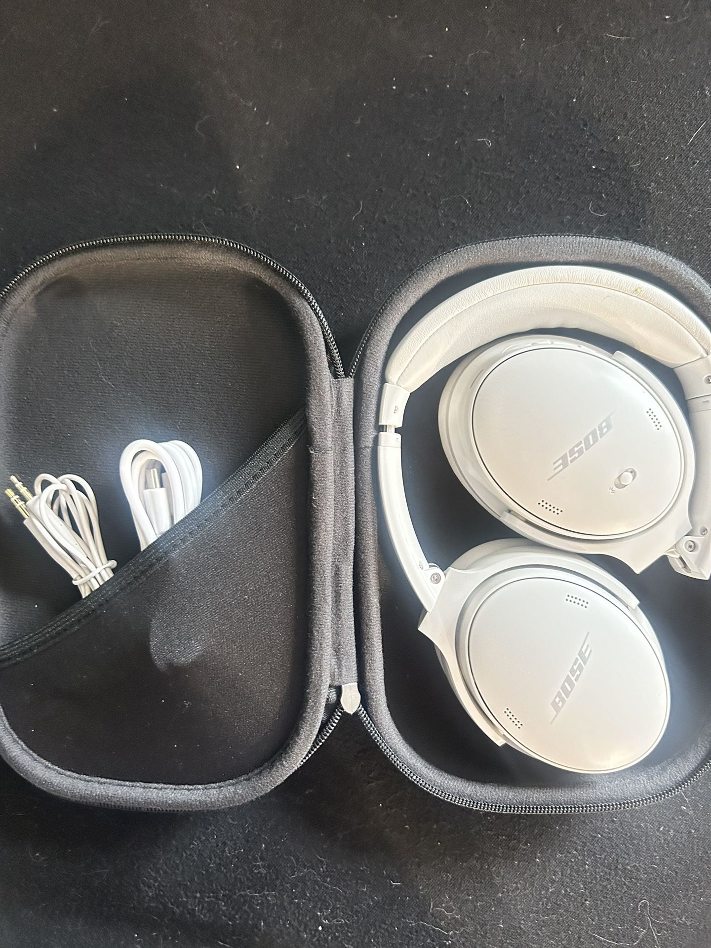Bose QC 45 Headphones for Sale in Los Angeles, CA - OfferUp