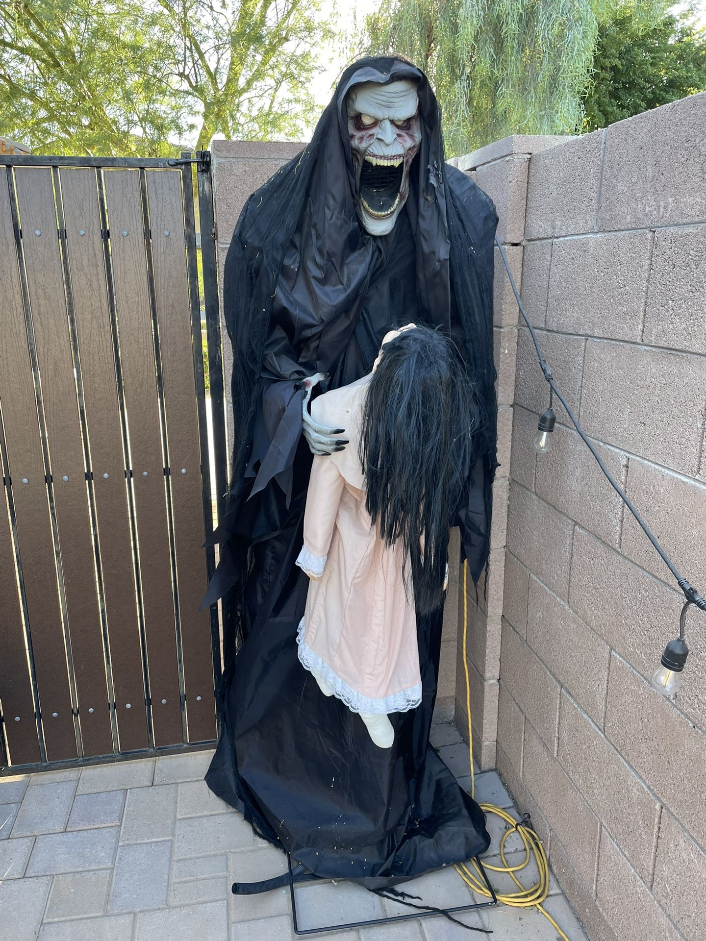 USED and Slightly Sad Halloween Prop - Soul Sucker Animatronic for Sale ...