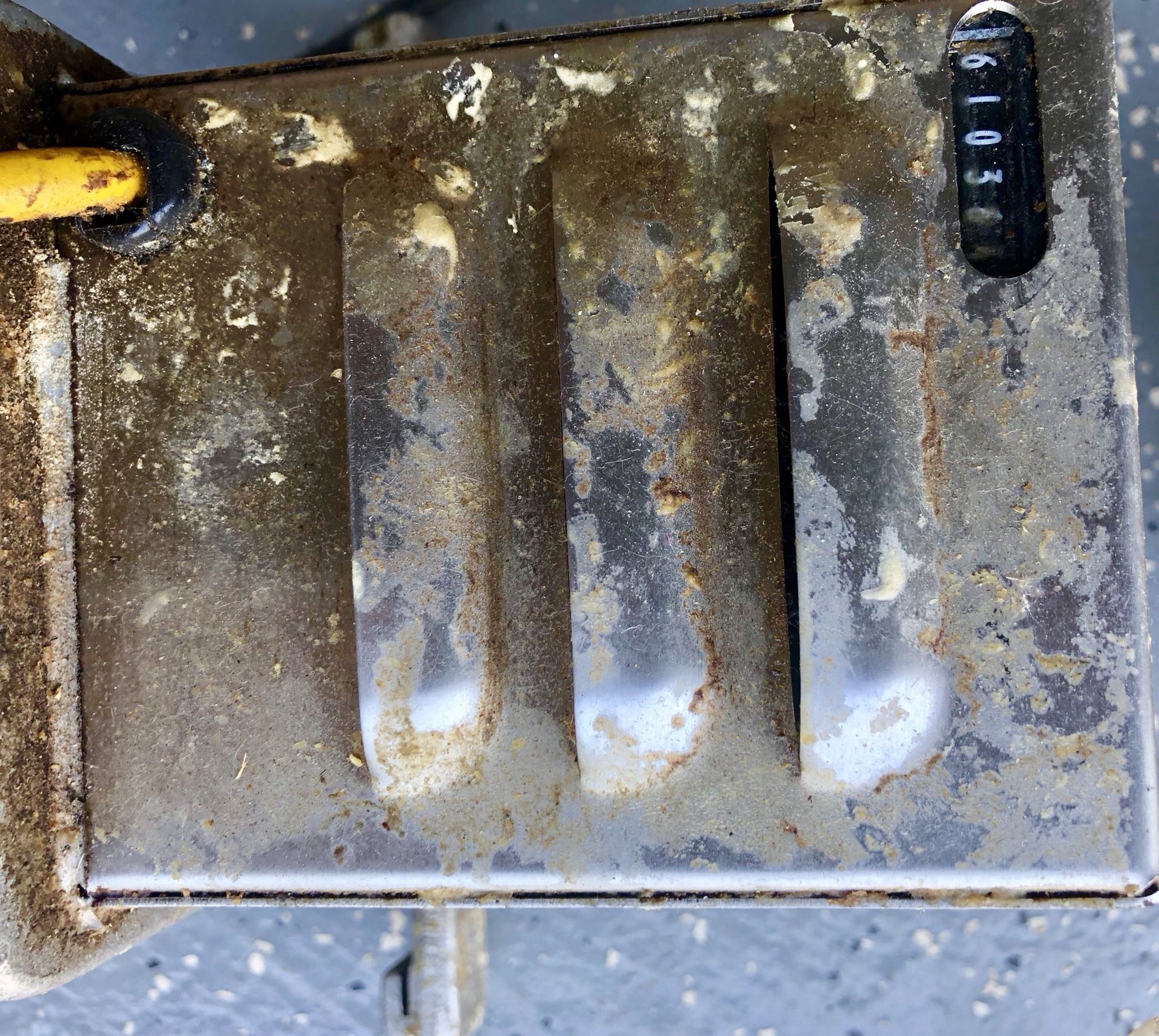 Lil Orbits mini donut machine SS1200 used for Sale in Aurora, IL - OfferUp