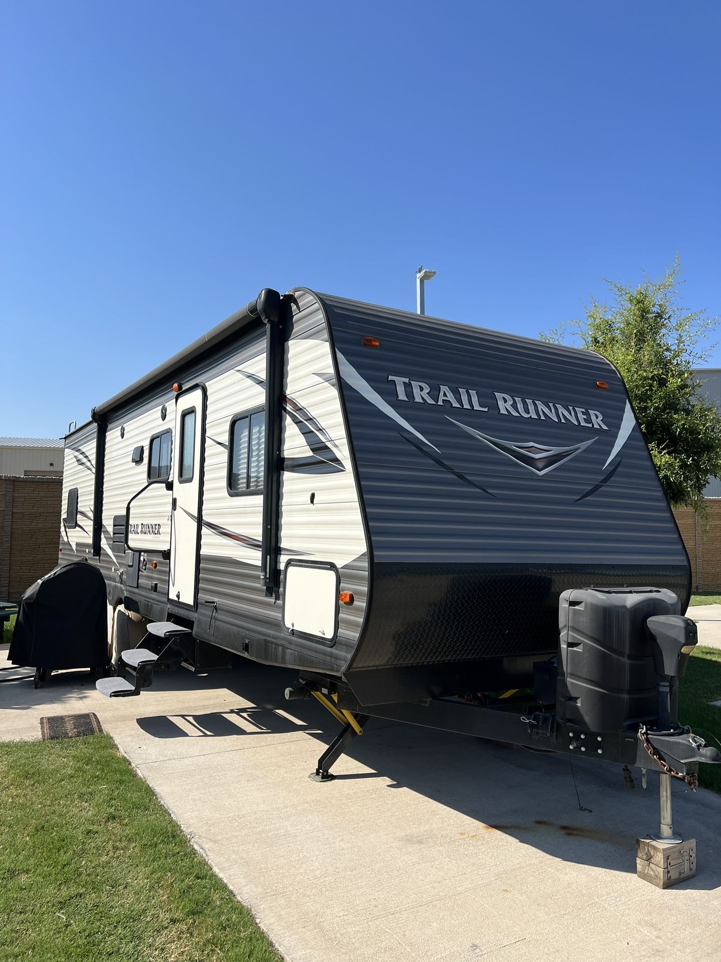 2017 Heartland Trailrunner 30USBH for Sale in Hutto, TX - OfferUp