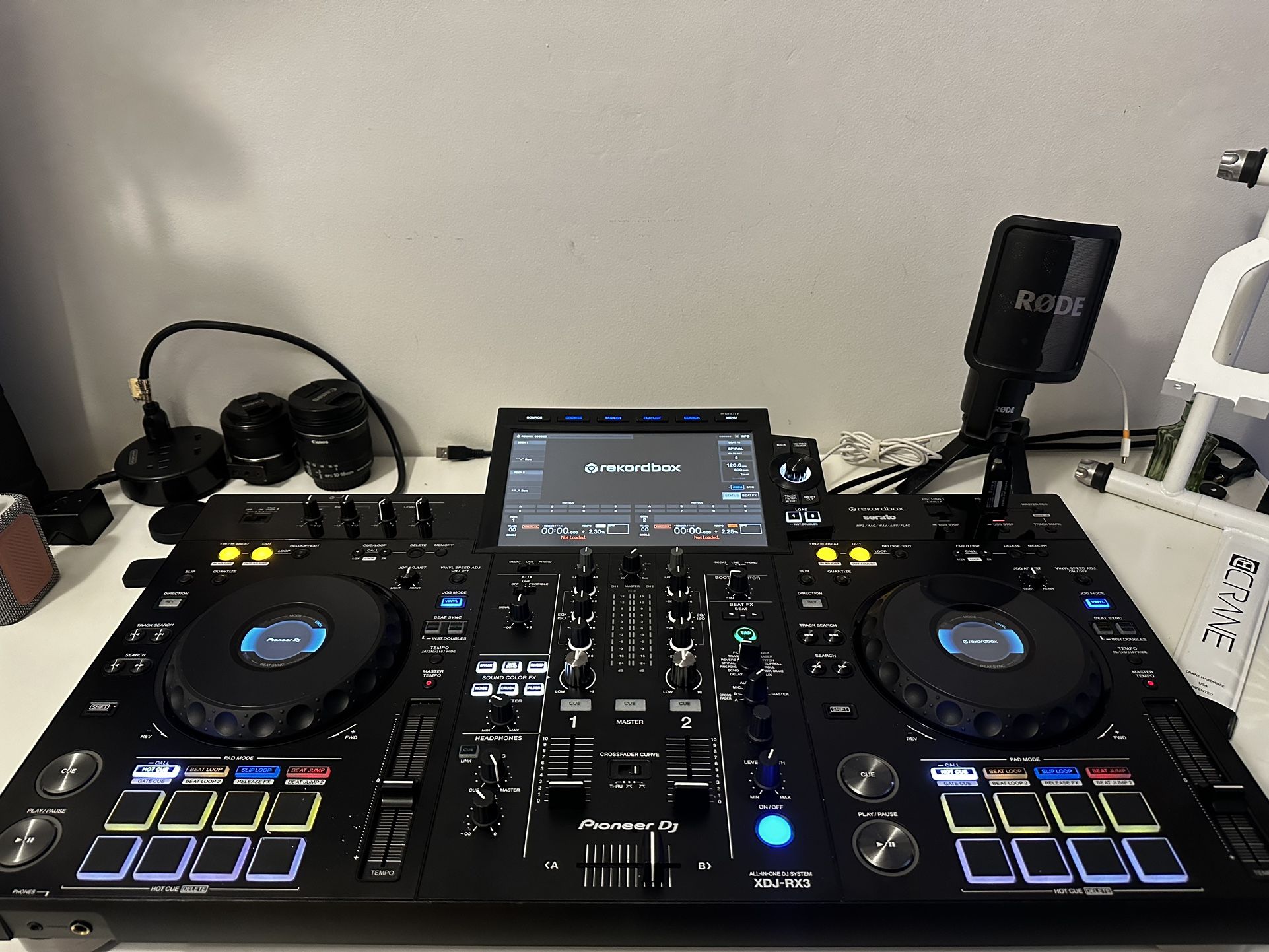 Pioneer XDJ-RX3 DJ controller for Sale in Staten Island, NY - OfferUp
