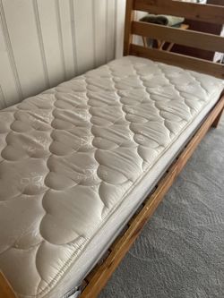 Used twin mattress for sale store