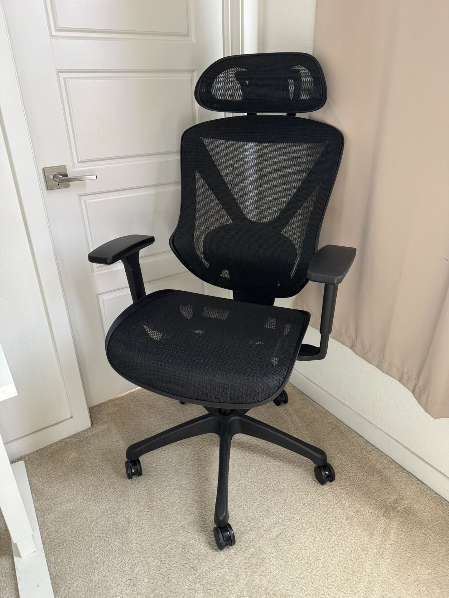 ergonomic chair for Sale in Irvine, CA - OfferUp
