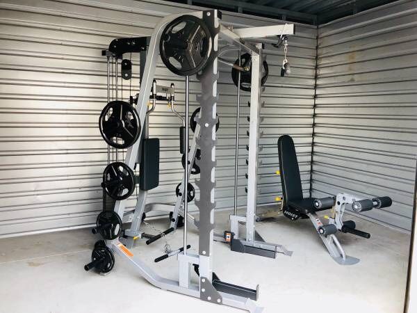 Hoist HF985 smith machine w/ 200lb pulley system, weights & other gym ...