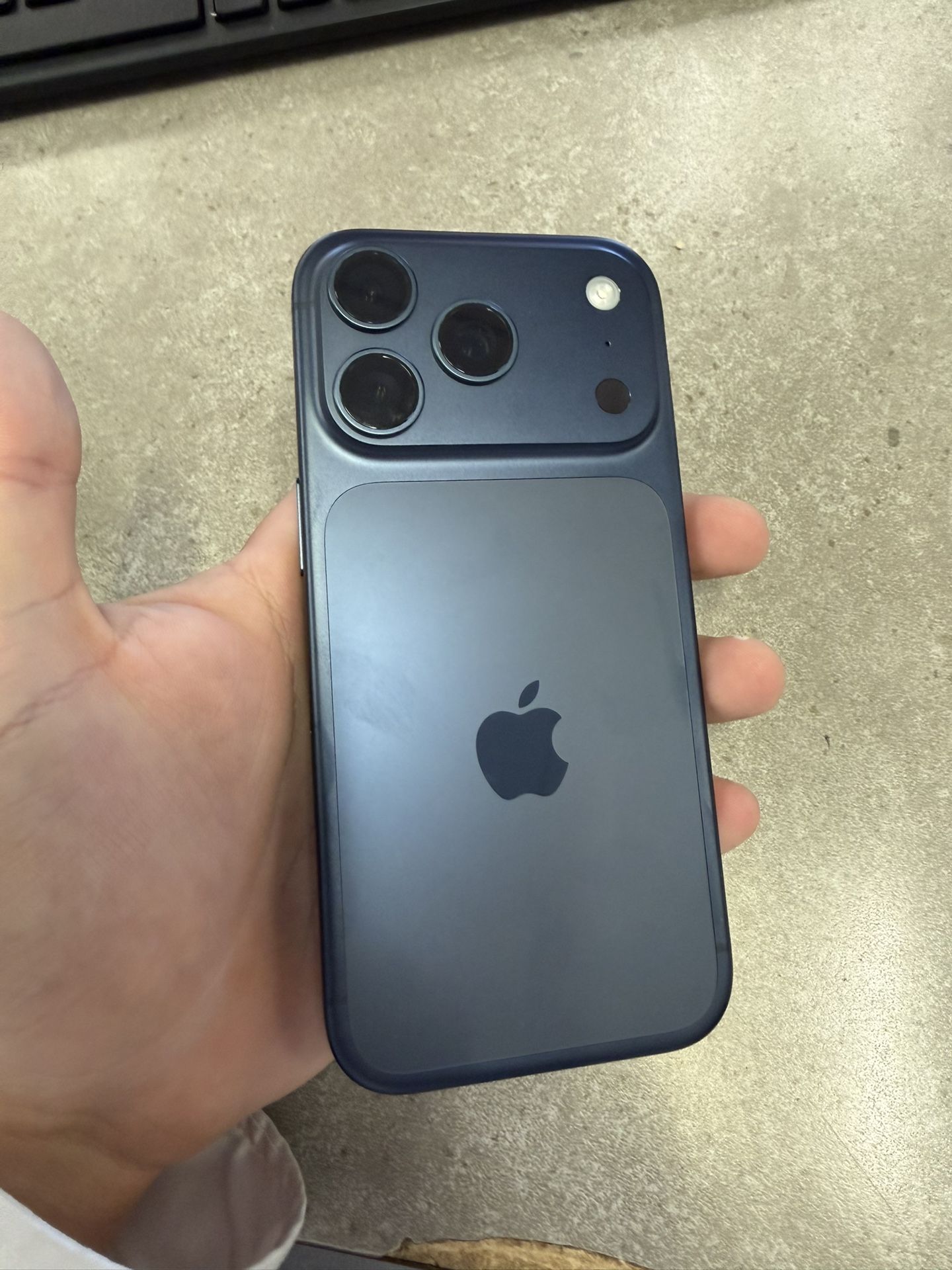 2025 iPhone 17 Pro Deep Blue * AVAILABLE TODAY * for Sale in Ontario ...