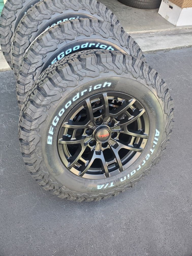 Toyota Trd Pro rims wheels with Bfgoodrich All Terrain K02 LT265/70R17 ...