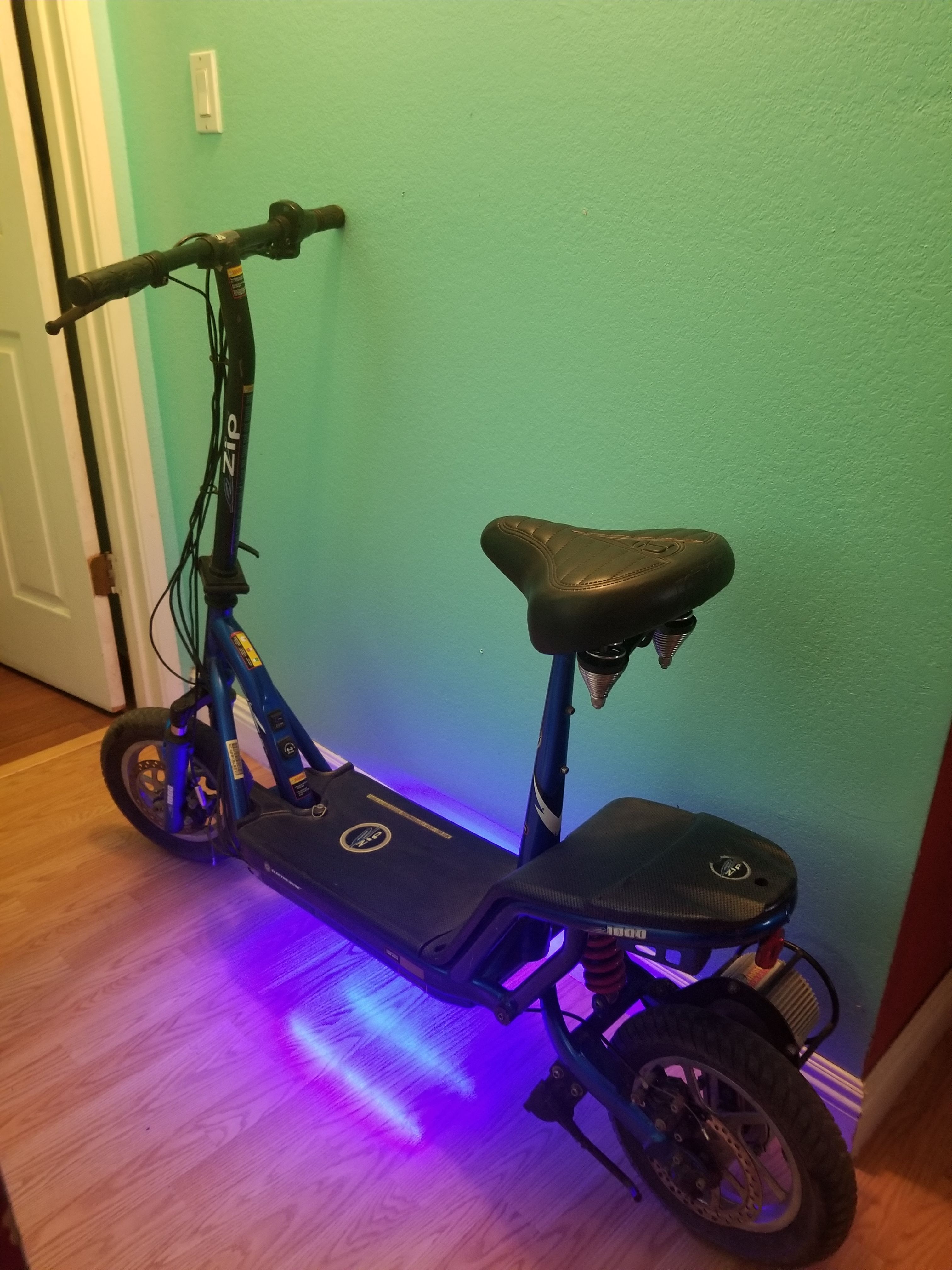 Ezip Scooter 1000