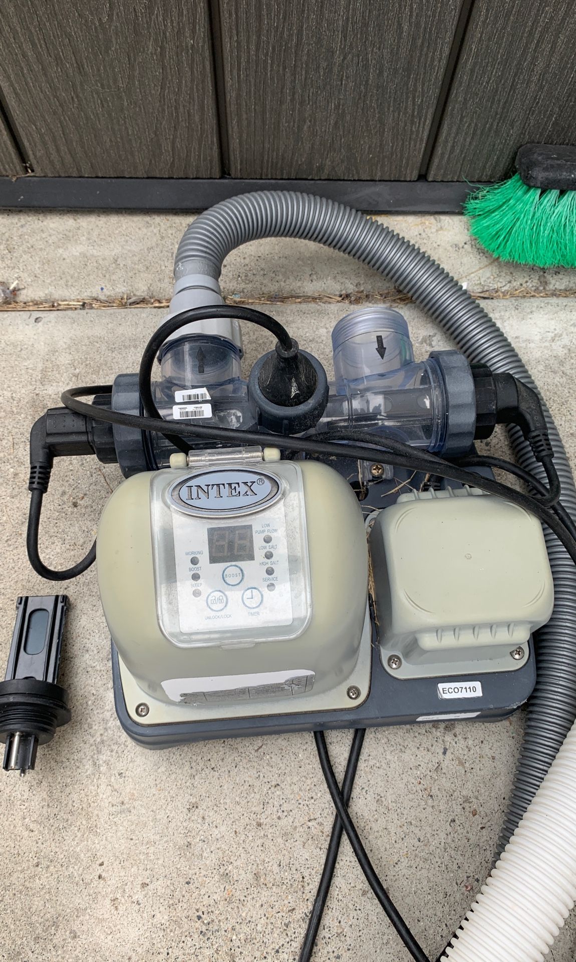 Intex salt water chlorine generator for Sale in Oceanside, CA - OfferUp