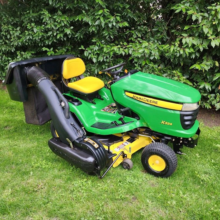 John Deere X324 4 Wheel Steer Riding Lawn Mower - $3,800 for Sale in ...