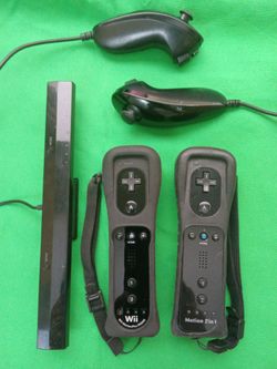 Nintendo Wii Bundle Remote Plus Black Wii M4 for Sale in Tampa, FL ...