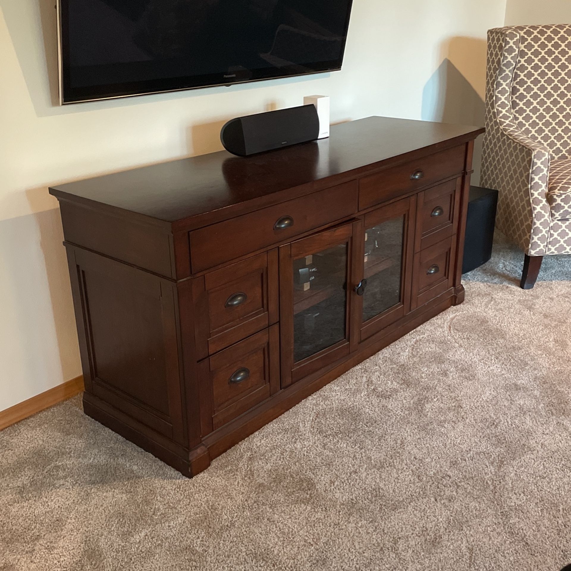 Costco Tv Console for Sale in Puyallup, WA - OfferUp
