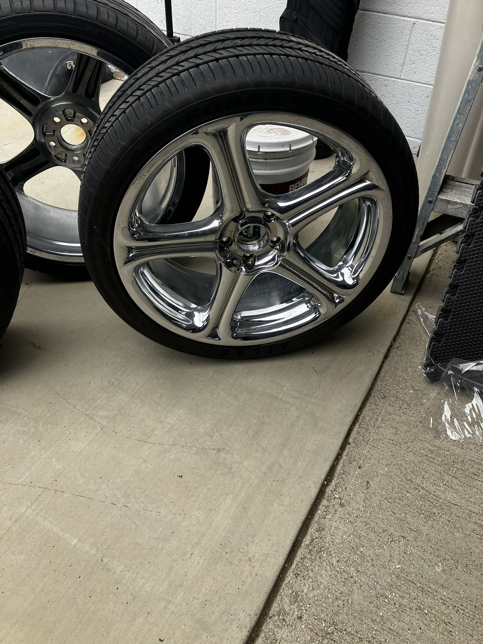 Antera Rims for Sale in Long Beach, CA - OfferUp