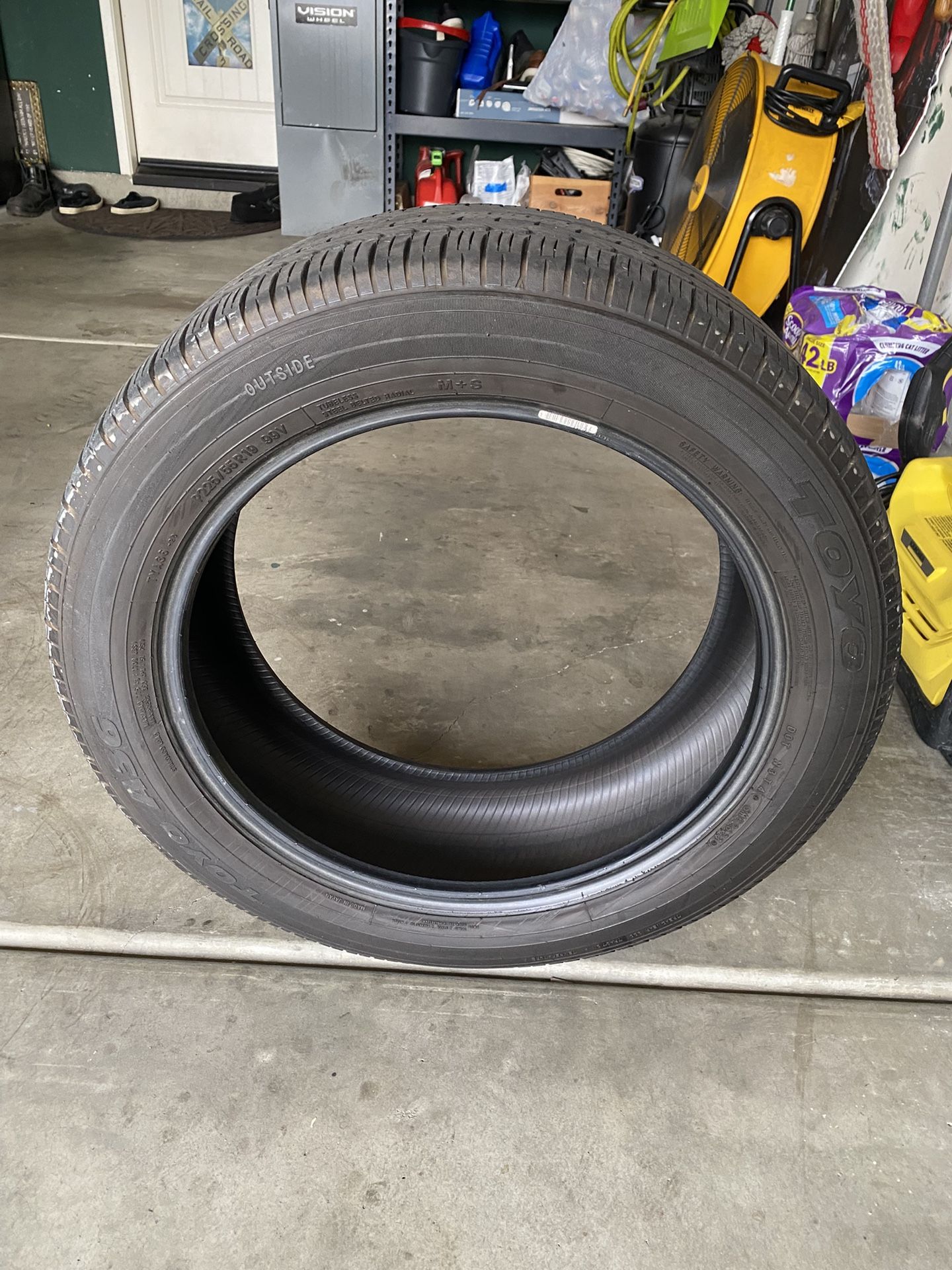 Toyo 225/55/19 for Sale in Moreno Valley, CA - OfferUp
