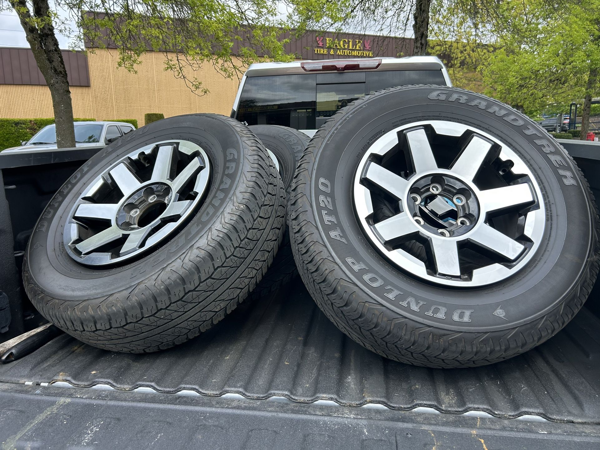 2020 Toyota 4Runner TRD Wheels & Tires P265/70R17 113S M+S DUNLOP AT20 ...
