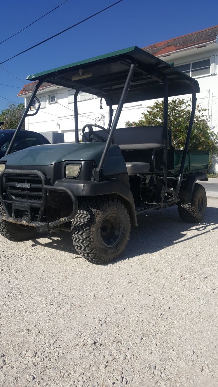 2006 Kawasaki Mule model 3010, 4 wheel drive utility golf cart gas ...